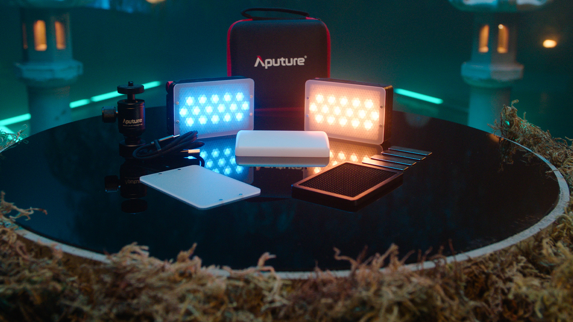 Aputure MC Pro - 4x mais brilhante e disponível em Kit de 8 luzes